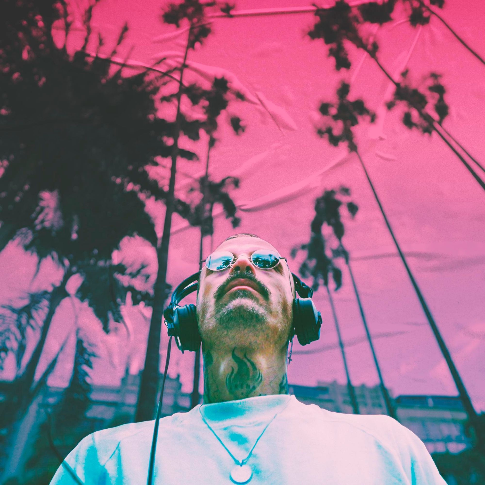 Mike Bahía anuncia su tour mundial “Surf ‘N Salsa”