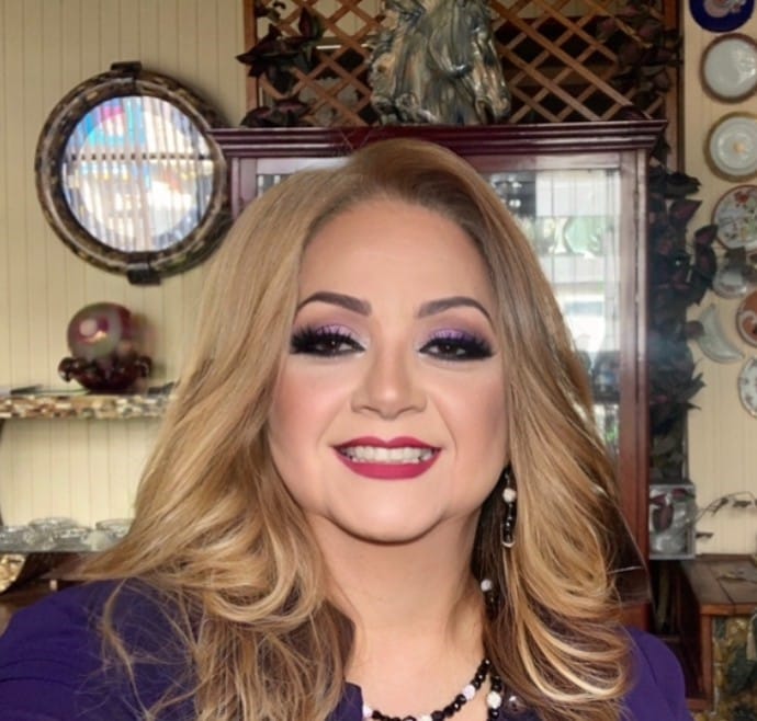 ‘La Mirabal: nunca serás nadie’ de la escritora y periodista Carmen Mirabal