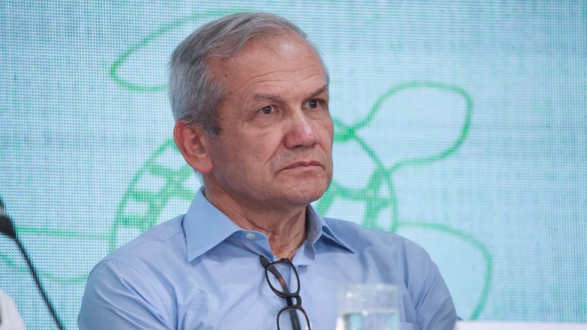 Carlos Ramón González niega su participación en escándalos de corrupción