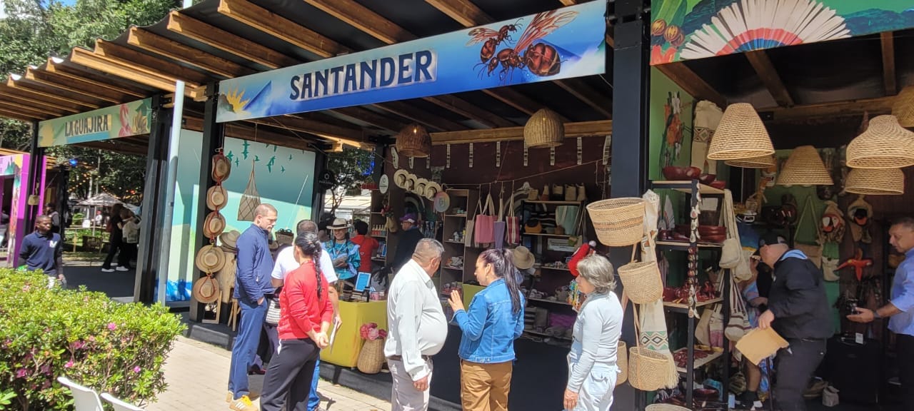 En “Colombia son las Regiones” Santander conquistó en Bogotá